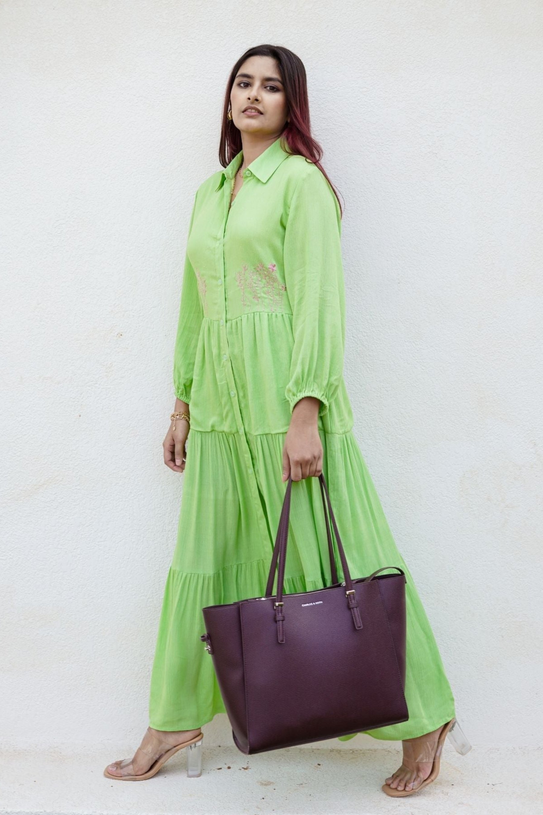 Flowing Shirt Dress – Elegant and Comfortable | Perini